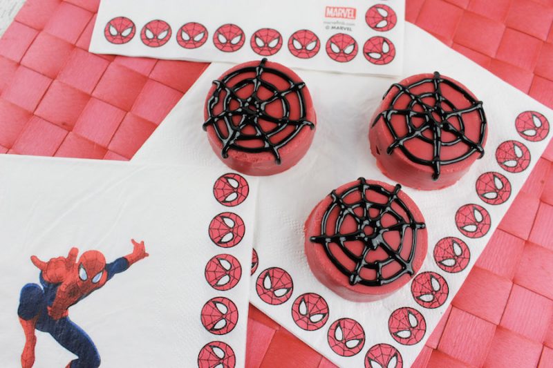 Tasty Tuesday: Spider-Man Oreos - Guy and the Blog